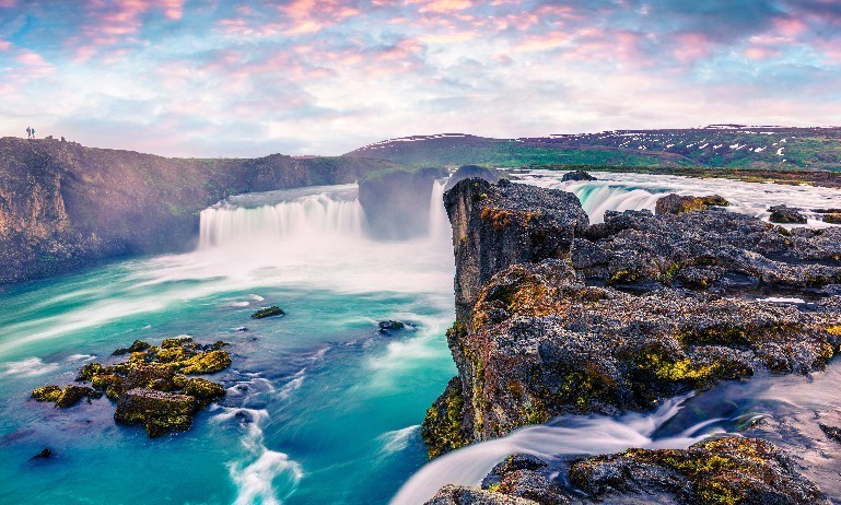 23rd June: 12 Nights Iceland & Scotland